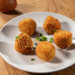 Vegan Arancini Recipe - Easy and Crunchy Italian Snack